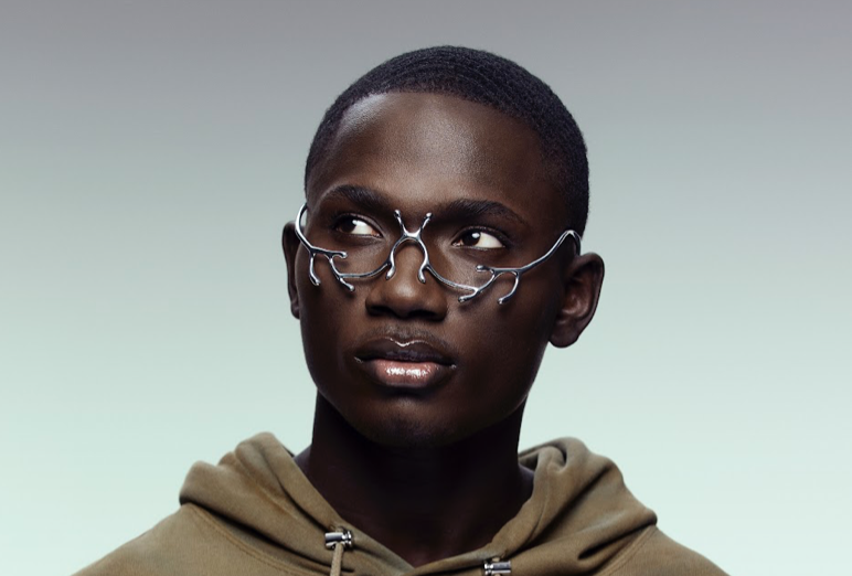 How Studio Halia is Revolutionizing Art with Wearable Tech - Sidedoor ...